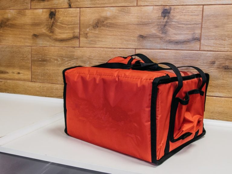 How to Keep Food Hot for Delivery: A Quick Guide to Deliver Hot Food